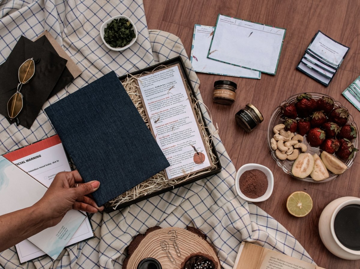 Ekatra Self care box - Solid blue - SCOOBOO - Ekatra